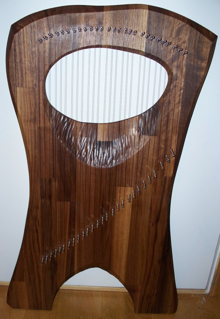 Handmade traditional Icelandic instruments | Sangitamiya: The Nectar Music